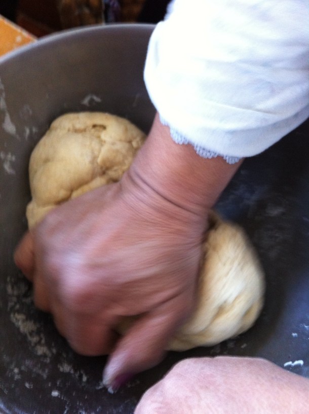 Ojaldas {Panamanian Fried Bread}